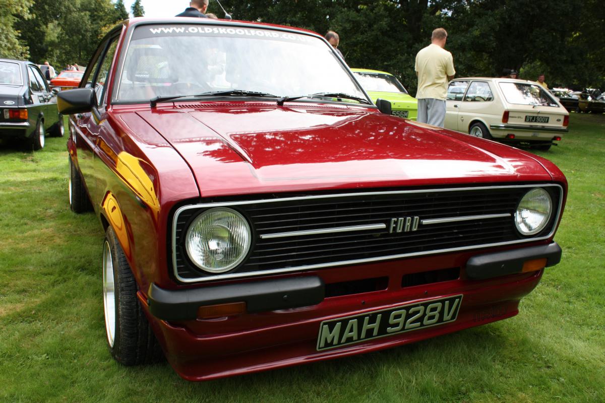 Summer Show Rowfant House 8/9/2013 - EVENT REPORTS - Old Skool Ford
