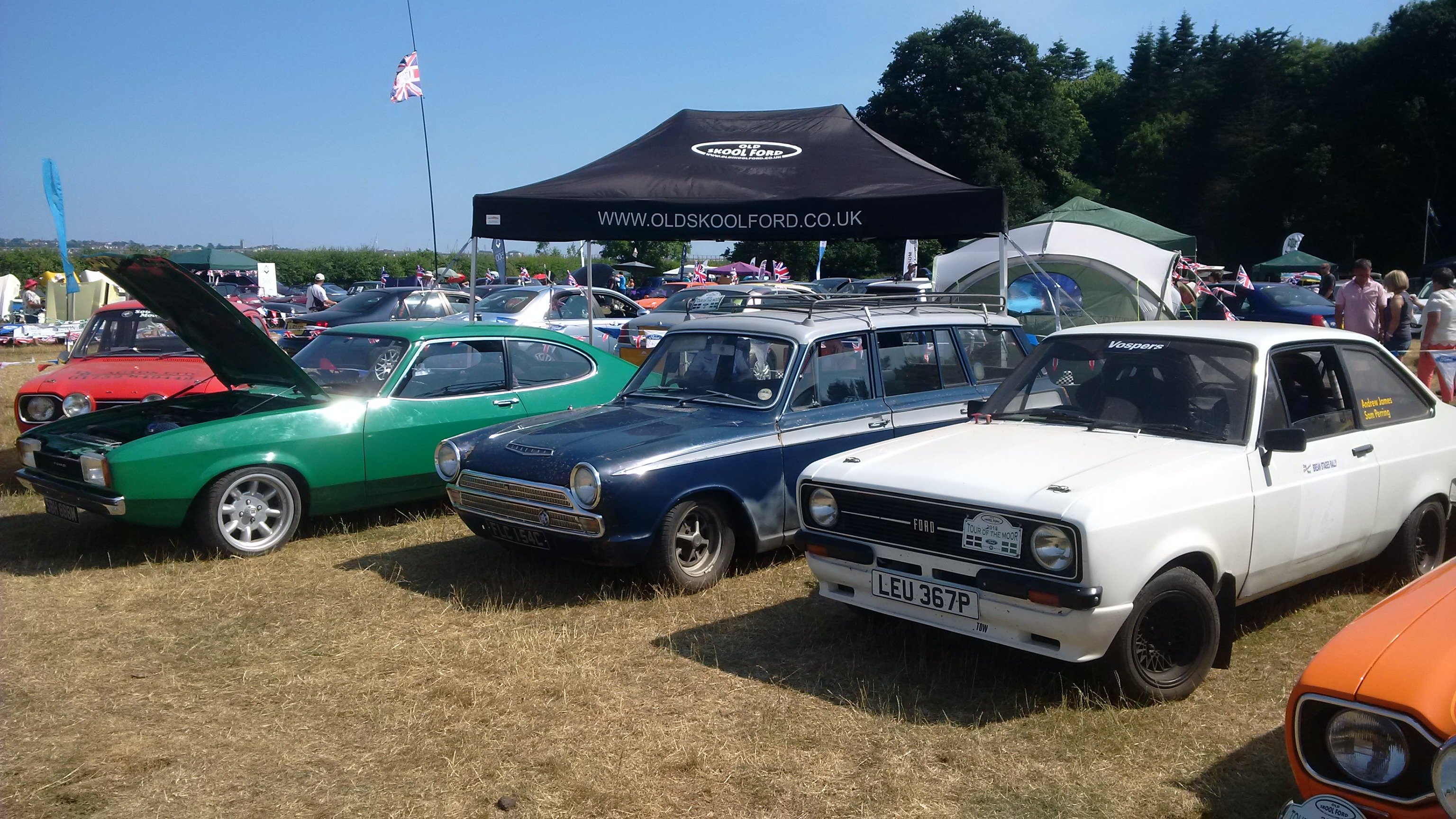 Powderham Historic Vehicle Gathering 2018 - EVENT REPORTS - Old Skool Ford