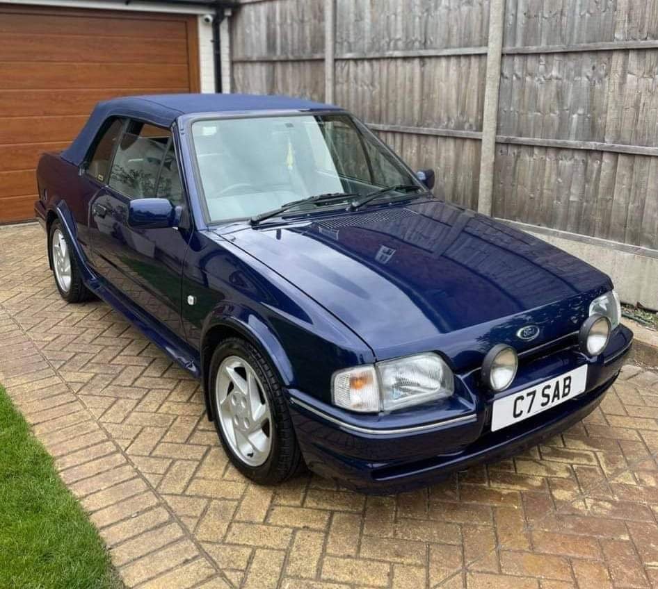 Blue mk4 Escort Cabriolet C7SAB, Romford 16/04/22 - STOLEN OLD SKOOL ...