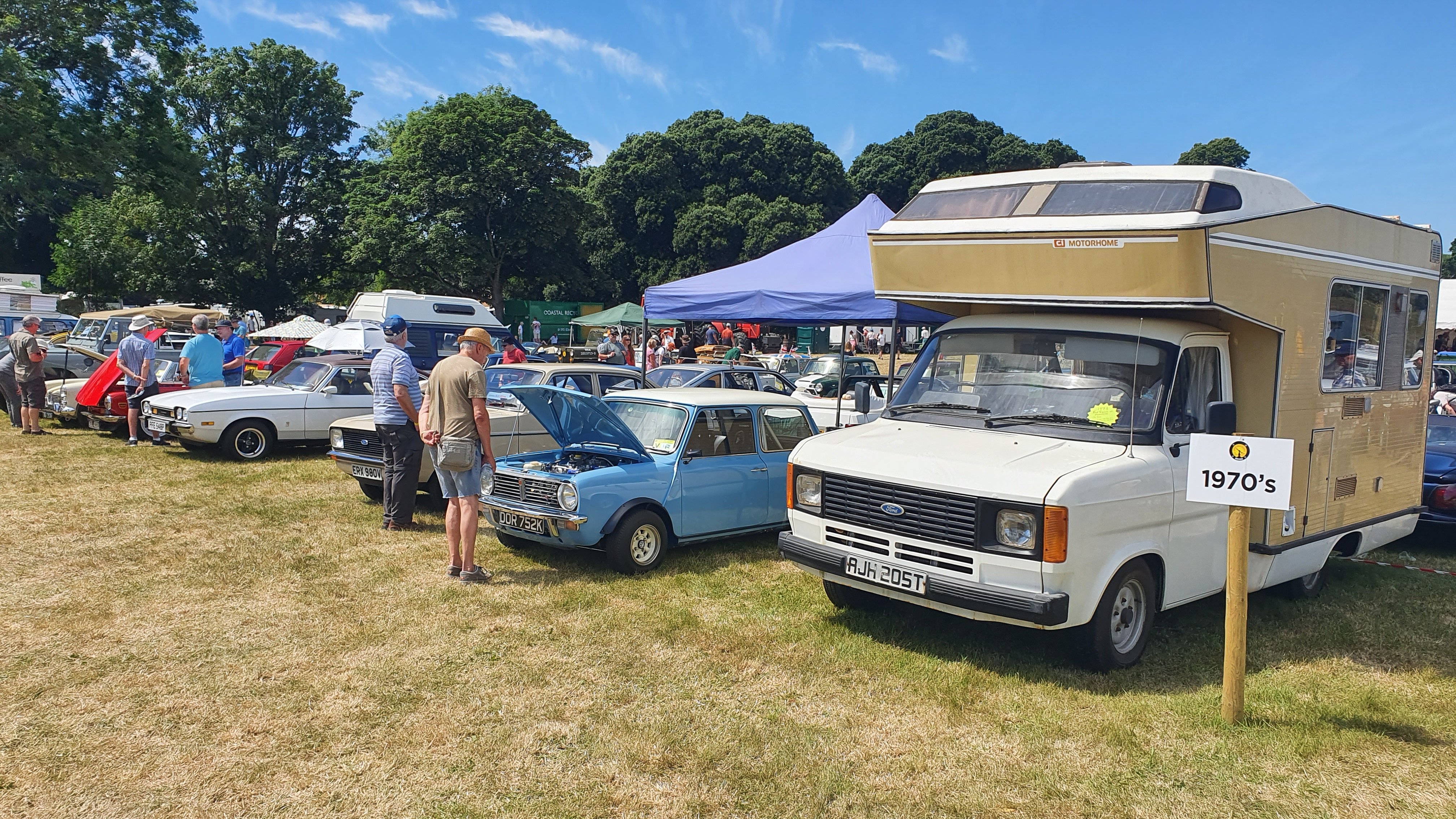 Historic Vehicle Gathering at Powderham 2022 Report - EVENT REPORTS ...