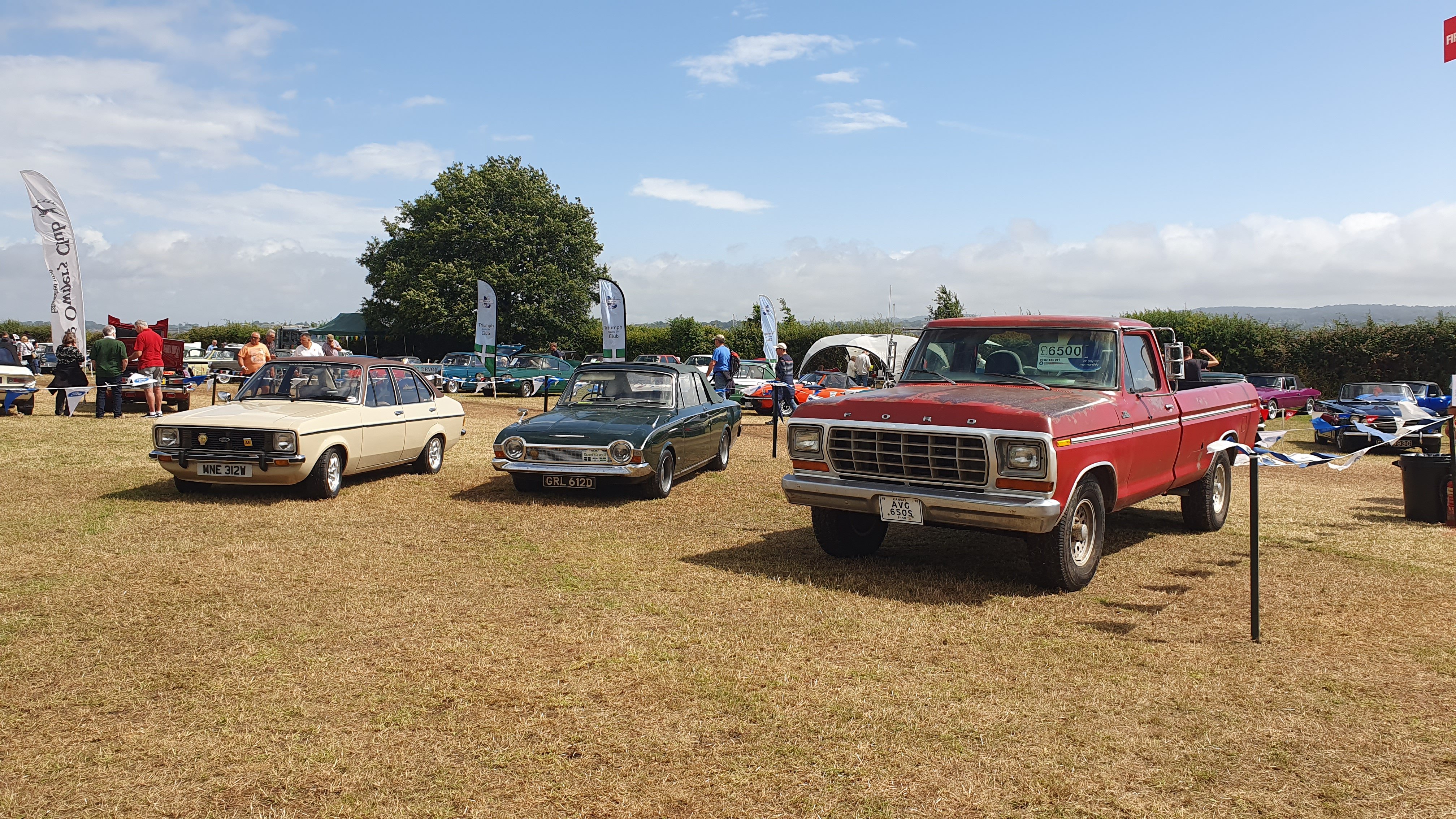 Powderham Historic Vehicle Gathering 2023 8th 9th July - SHOWS, EVENTS ...
