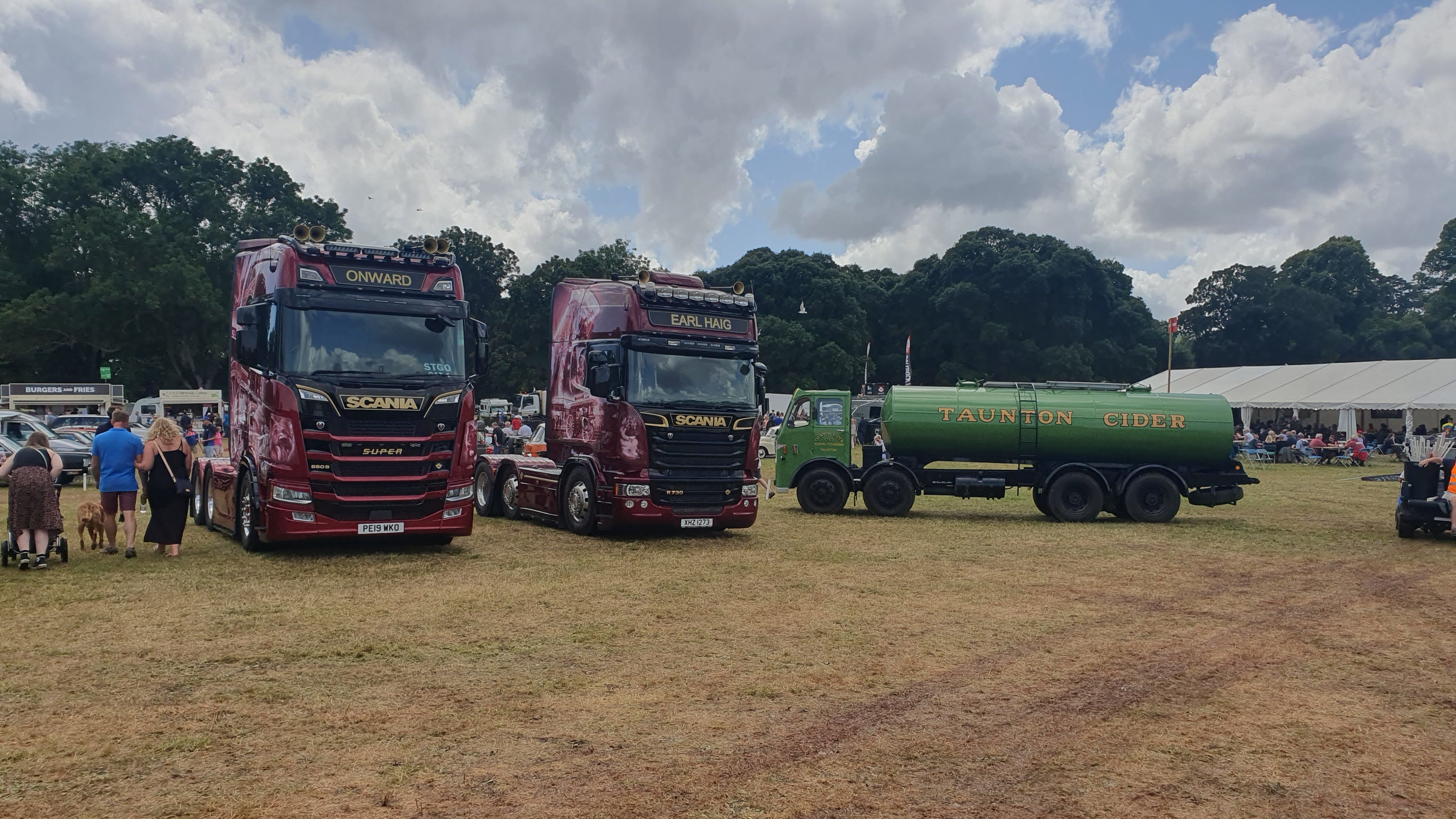 Powderham Historic Vehicle Gathering 2023 8th 9th July - SHOWS, EVENTS ...